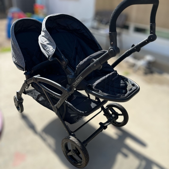 contours options elite v2 | Other | Black And Gray Tandem Stroller With ...